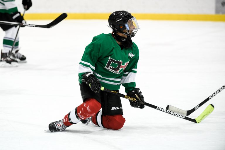 Beginner Ice Hockey Program for Adults | Discover Hockey